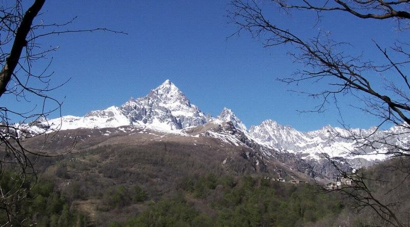 Hobi, elişi için ürünler Luciano Onoranze Funebri, Piyemonte, foto