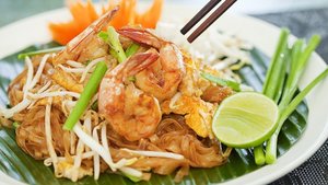 Ocean and Earth Thai Restaurant (East Looe, Higher Market Street), restoran  Cornwall County'den