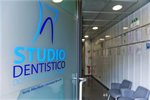 Studio Odontoiatrico Laurino Dr. Pierpaolo (Liguria, Provincia di Savona, Piazza Indipendenza, 7), özel ağız ve diş sağlığı klinikleri ve muayenehaneleri  Ligurya'dan