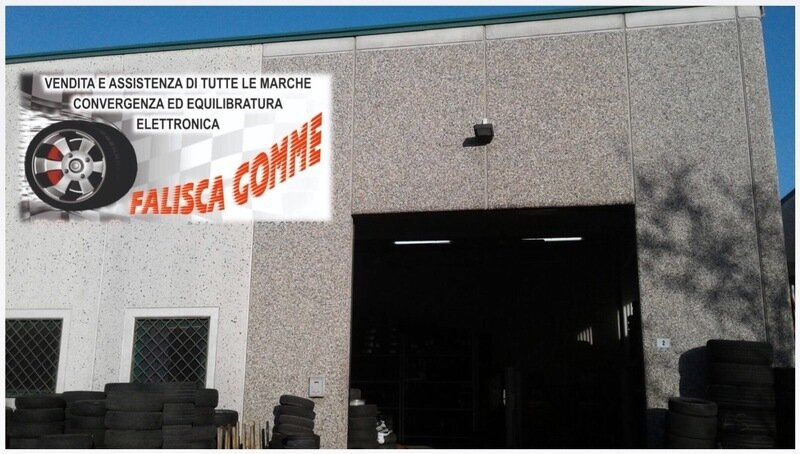 Jant ve lastikçiler Falisca Gomme, Lazio, foto
