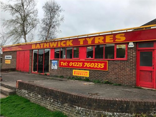Otomobil ekspertizi Bathwick Tyres - Team Protyre, Wiltshire County, foto