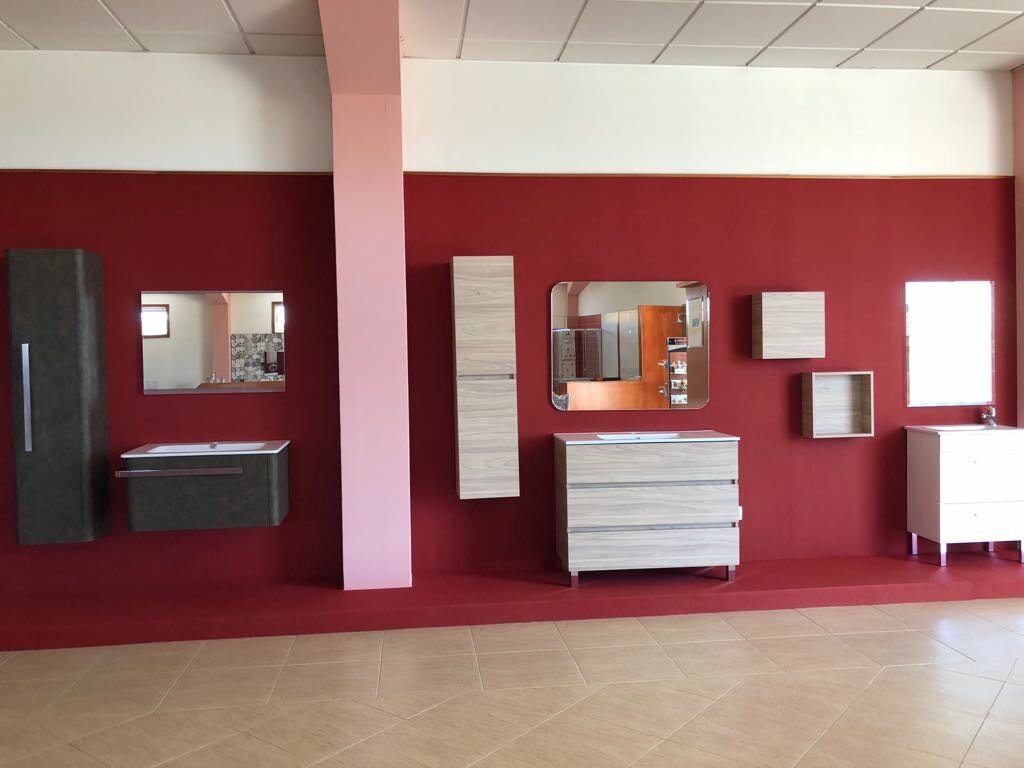 i̇nşaat malzemeleri toptan Suministros Rocha, Galisya, foto
