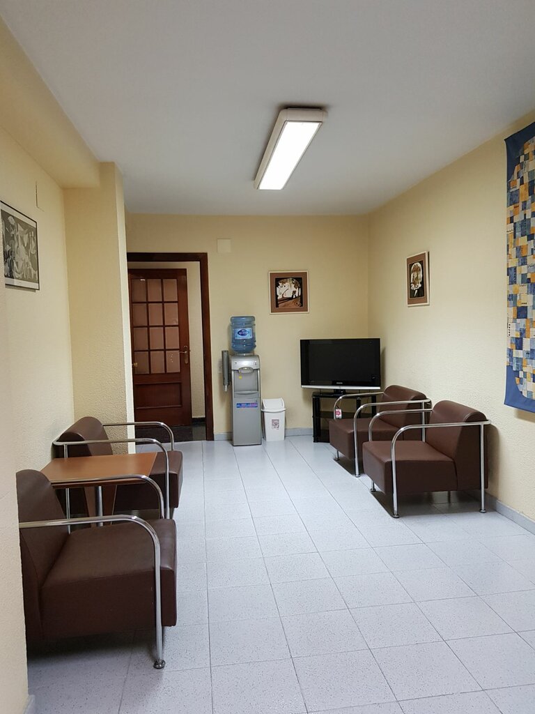Özel ağız ve diş sağlığı klinikleri ve muayenehaneleri Clinica Doctor Presencia, Valensiya, foto