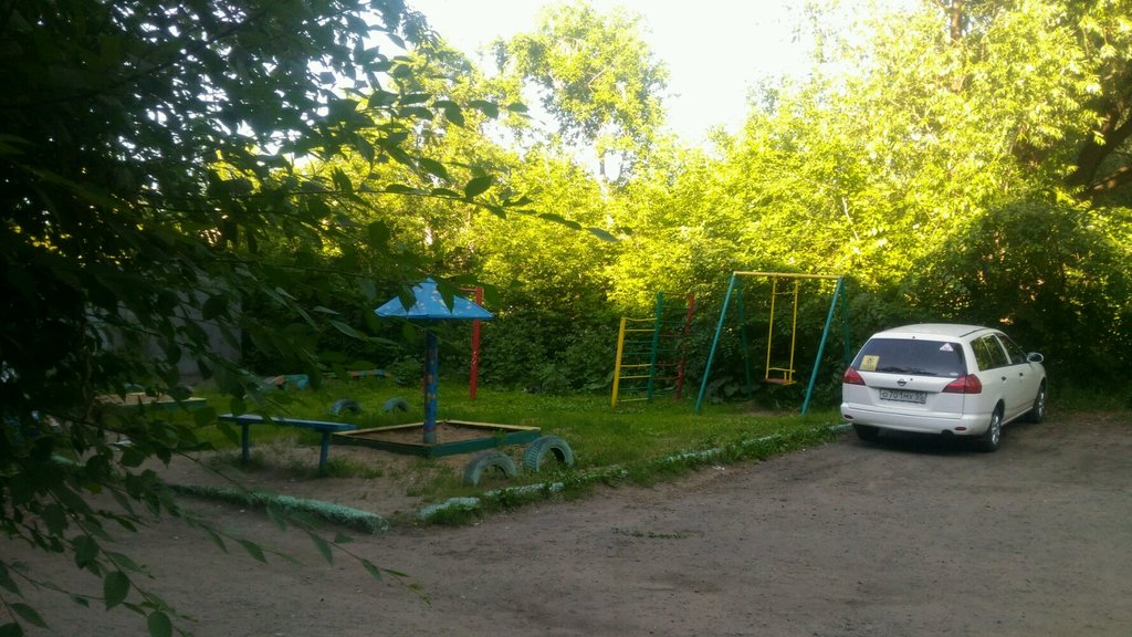 Oyun alanı Playground, Omsk, foto