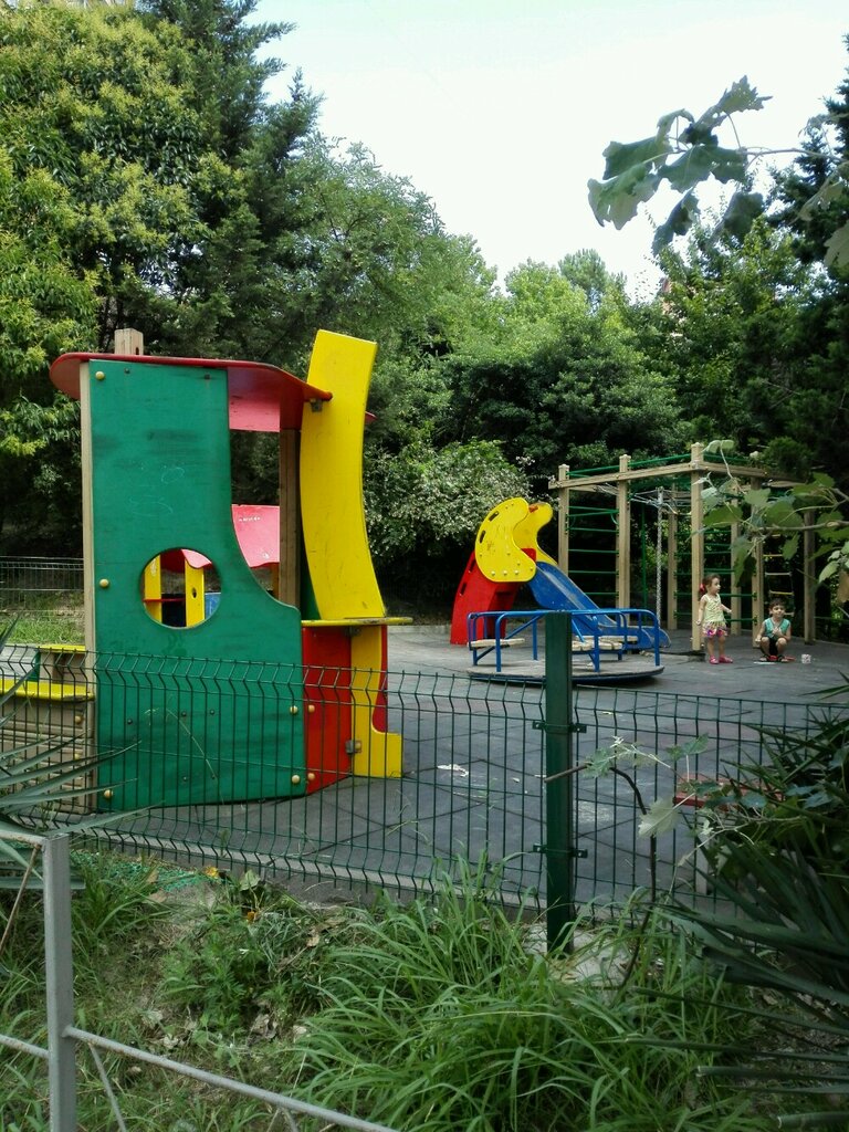 Oyun alanı Playground, Soçi, foto