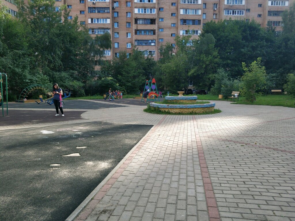Oyun alanı Playground, Himki, foto