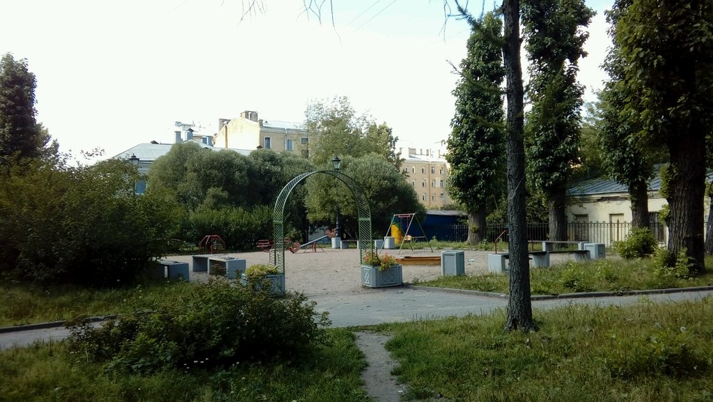 Oyun alanı Playground, Saint‑Petersburg, foto