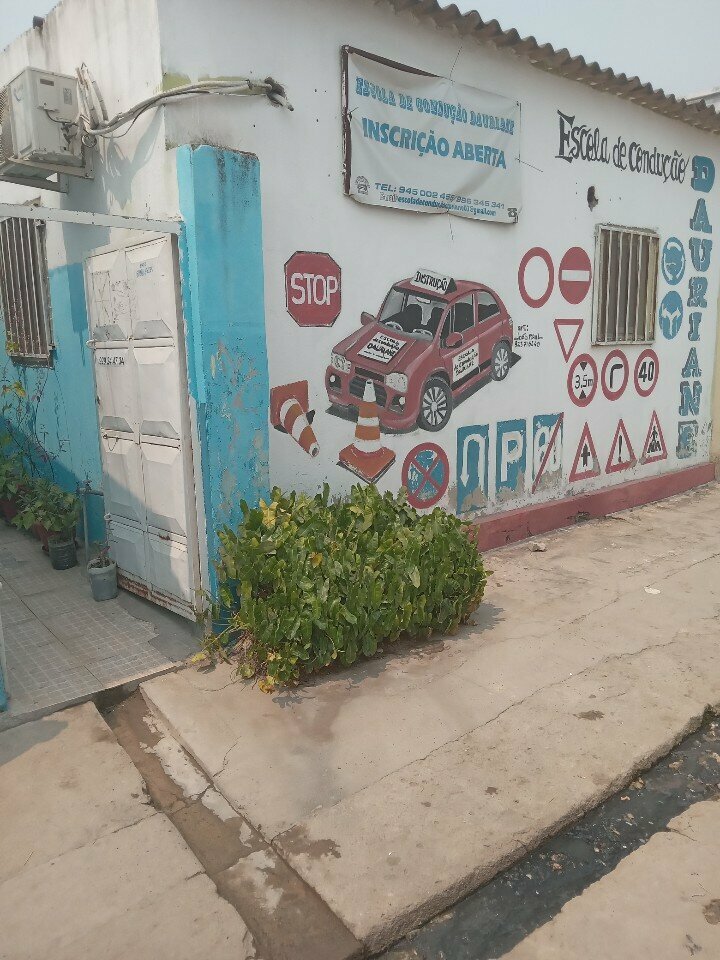 Sürücü kursları Escola de condução da uriane, Loanda, foto