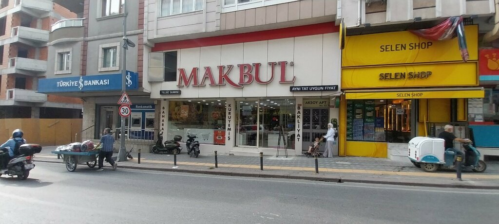 Kuruyemiş, atıştırmalık, kuru meyve Makbul Kuruyemiş, İstanbul, foto