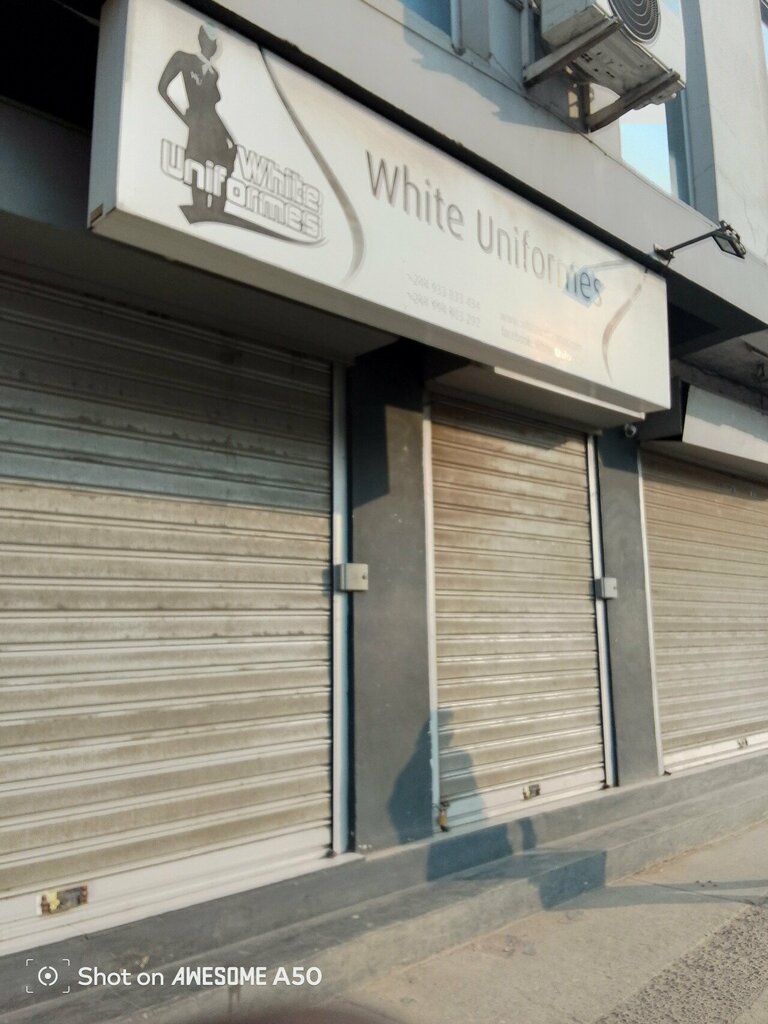Üniforma üreticileri Mercado, Loanda, foto