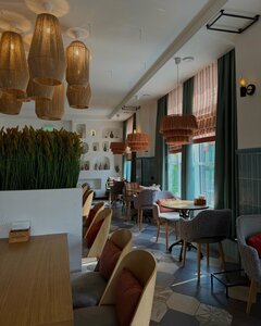 Мадлоби (Krasnoarmeyskaya ulitsa No:97, Korenovsk), kafe  Korenovsk'tan