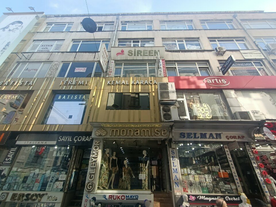 Giyim mağazası Monamise, İstanbul, foto