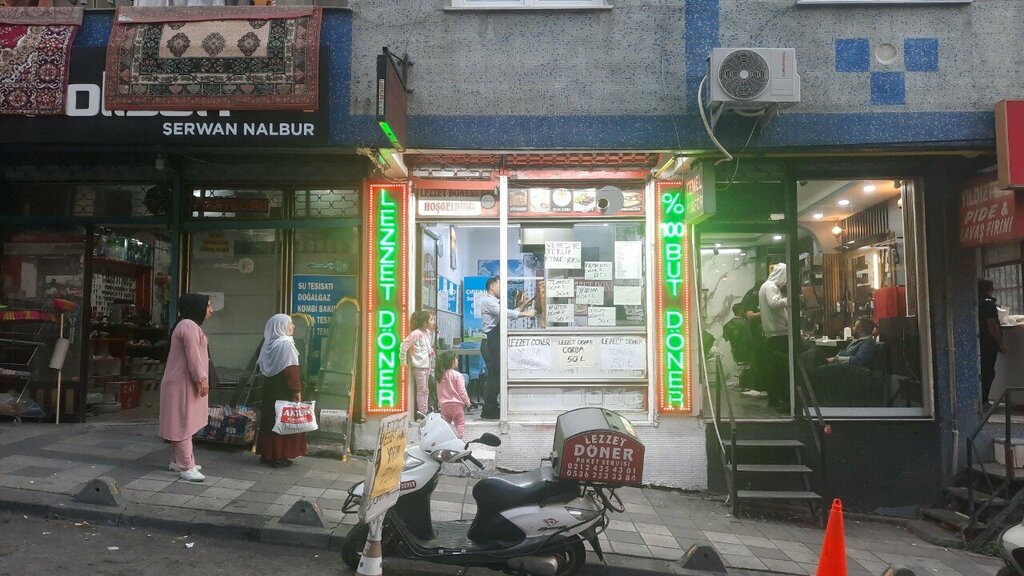 Fast food Lezzet Büfe, İstanbul, foto
