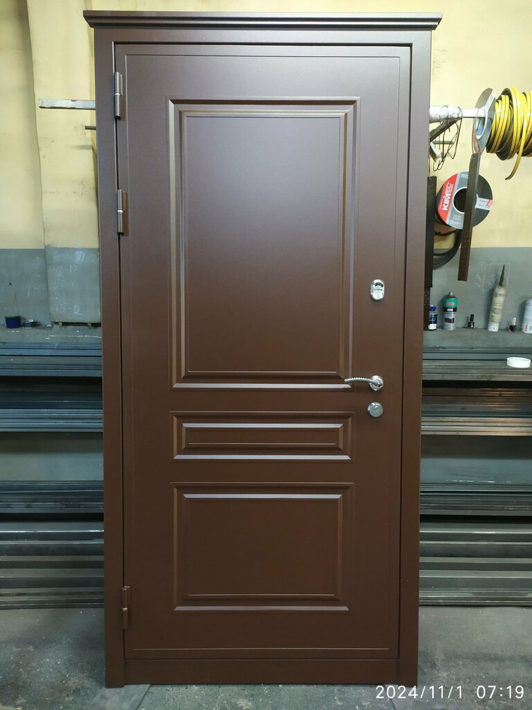 Kapılar МД Стальные Двери, Voljski, foto