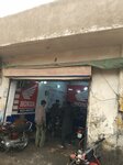 Umar Honda workshop (Abu Bakar Road No:14), otomobil servisi  Lahor'dan