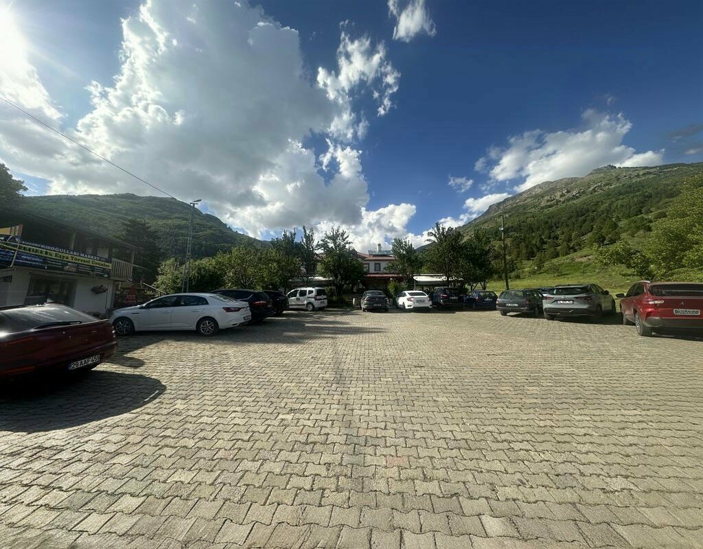 Restoran Nuhoğulları Alabalık Tesisi, Şiran, foto