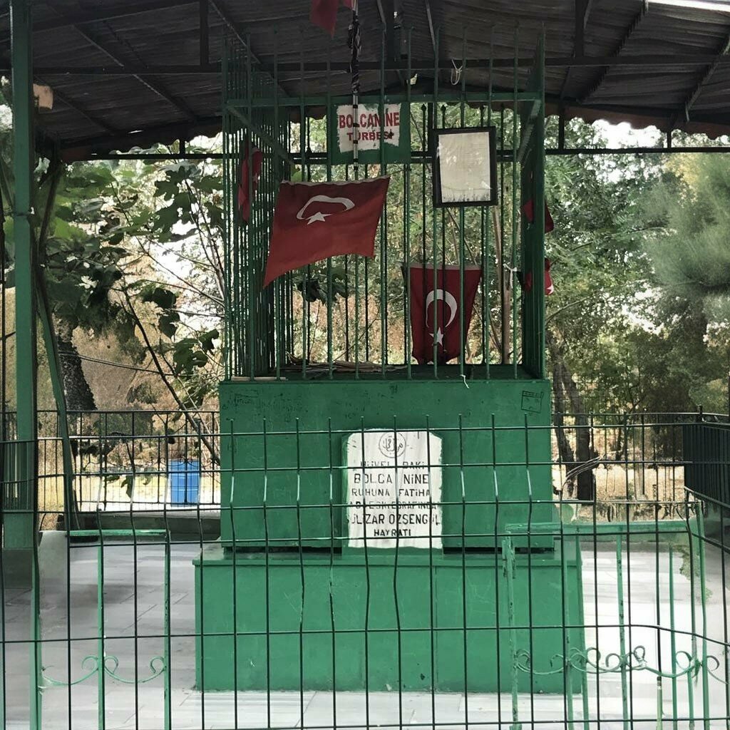 Turistik yerler Bolca Nine Türbesi, Babaeski, foto