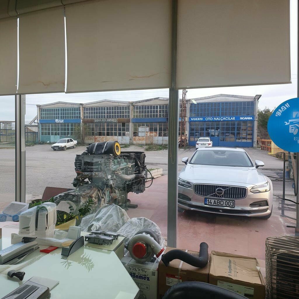 Otomobil yedek parçaları Oto Nalçacılar, Yeniçağa, foto