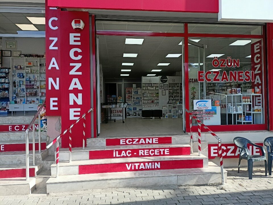 Eczaneler Eczane Özün, İzmir, foto