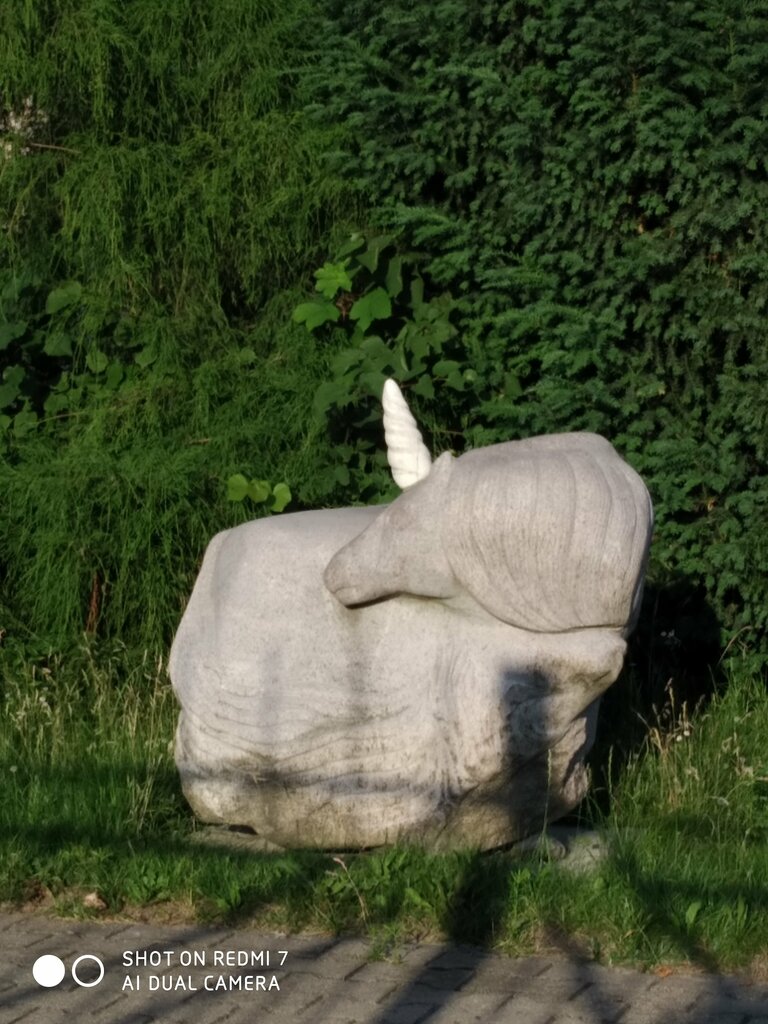 Park, sokak heykeli Единорог, Minsk, foto