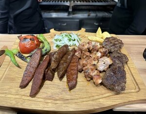 Girne Kasap Köfte (Zonguldak, Zonguldak Merkez , Belediye Cad., 61), restoran  Zonguldak'tan