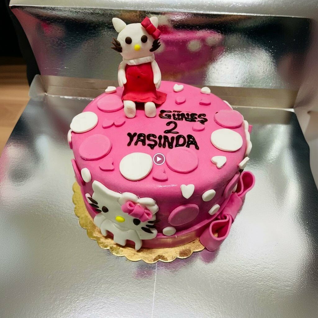 Pasta, şekerleme ve tatlı Nevzat Dönmezer Pastaneleri, Eskişehir, foto