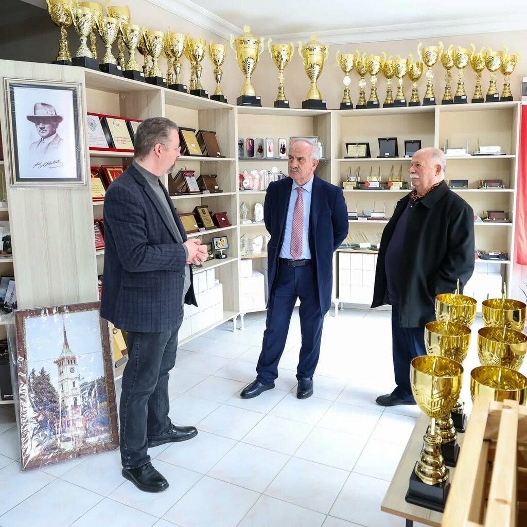 Sanayi kuruluşu Çağlar Plaket - Kişiye Ödüller, Derince, foto
