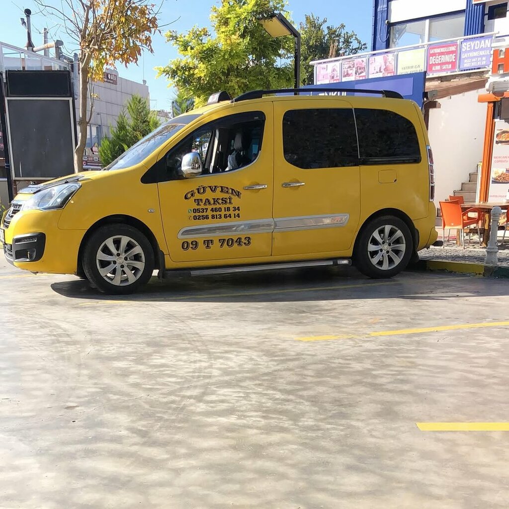 Otomobil yedek parçaları Taksicin Mobil Teknolojileri, Bursa, foto
