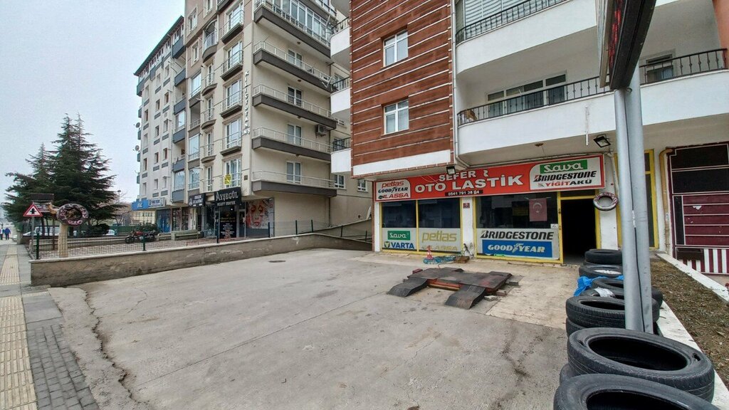 Oto lastik tamiri Sefer Oto Lastik, Ankara, foto