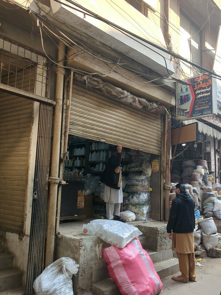 Alkollü içecekler Javed Traders and Pet Bottle Manufacturers, Lahor, foto