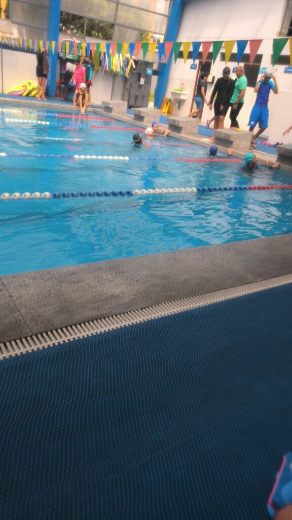 Yüzme havuzları Piscina Jesús María, Lima, foto