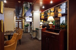 Severny (prospekt Lenina No:11), restoran  Kirovsk'tan