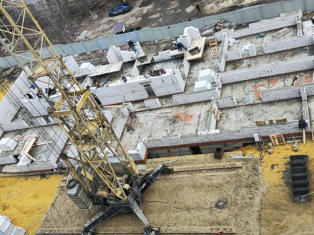 Konut blokları Киевская, 10, Saratov, foto