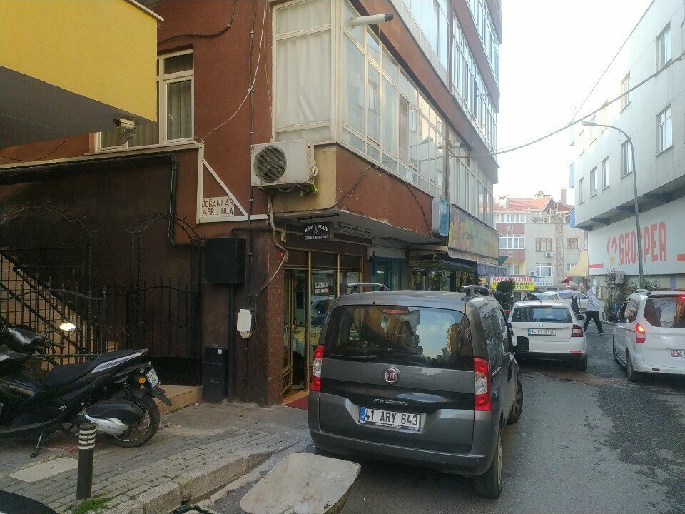 Berberler Sarıhan Erkek Kuaförü, İstanbul, foto