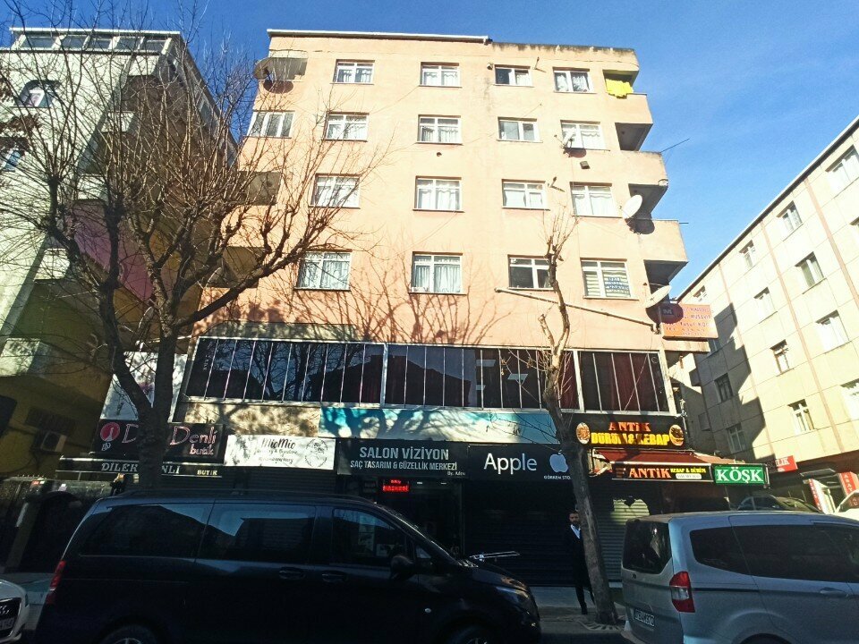 Berberler Salon Viziyon Saç Tasarım & Güzellik Merkezi by Adem, İstanbul, foto