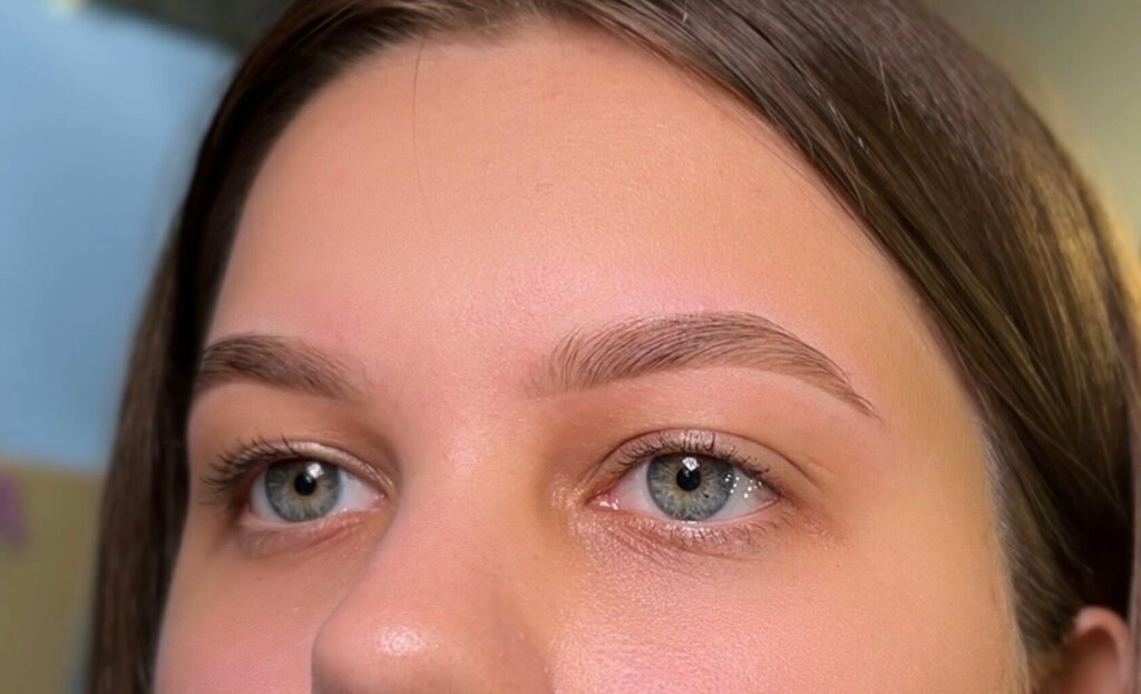 Kaş ve kirpik salonu Bomba. leilaa, Ufa, foto