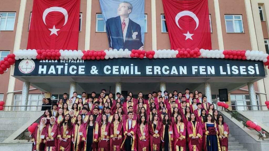 Lise Hatice-Cemil Ercan Fen Lisesi, Beypazarı, foto