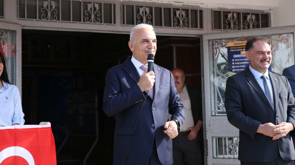 Ortaokul Çakmak Şehit Mahmut Coşkunsu Ortaokulu, İstanbul, foto