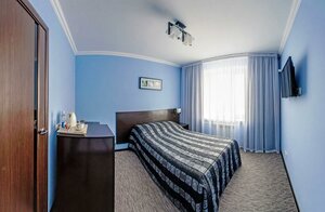 Lada (Volgogradskaya ulitsa No:5/5), otel  Orenburg'dan