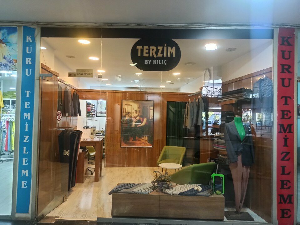 Terziler Terzi by Kılıç, İzmir, foto