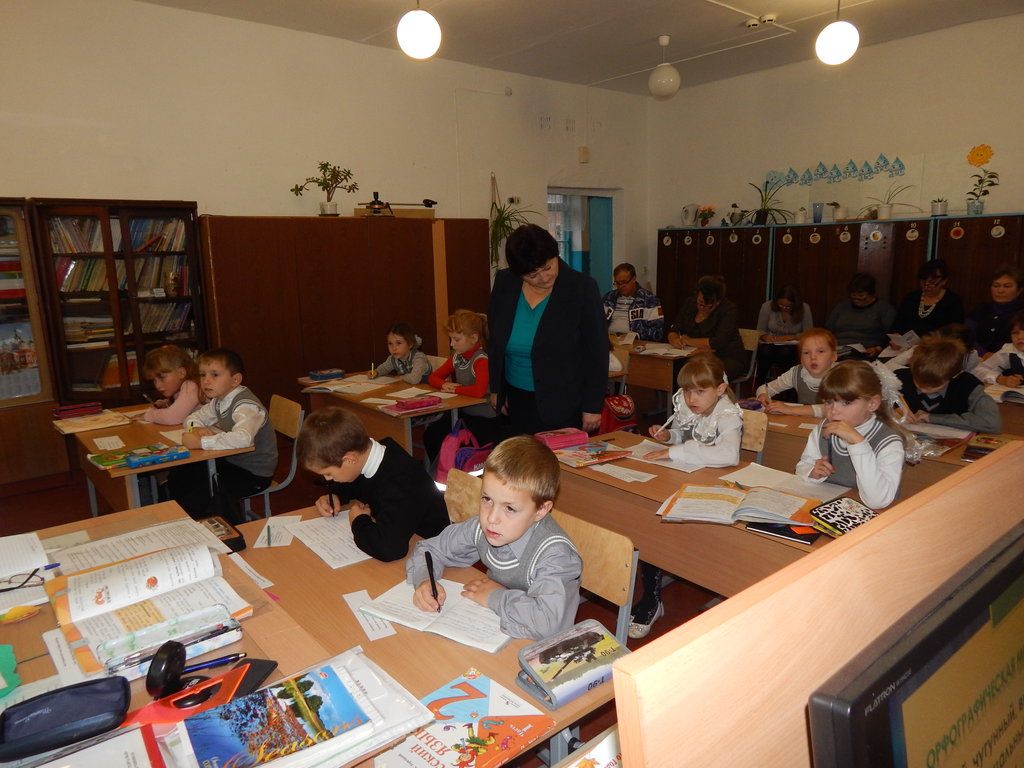 Ortaokul Пристанская школа, Omskaya oblastı, foto