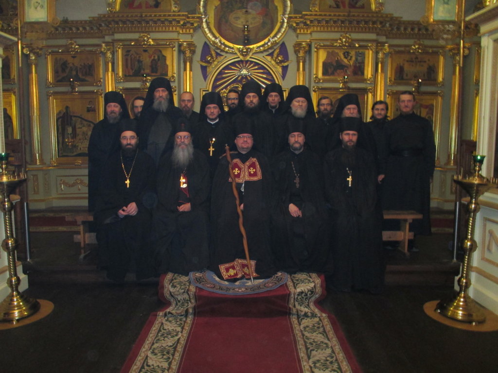 Şapel, haç anıtı Chapel of the Apparition of the Mother of God, Saint‑Petersburg ve Leningradskaya oblastı, foto