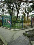 Детская площадка (Krasnoarmeyskaya Street No:4, Gagarina Microdistrict), oyun alanı  Soçi'den