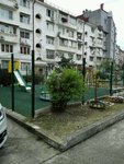 Детская площадка (Gagarina Street No:15), oyun alanı  Soçi'den
