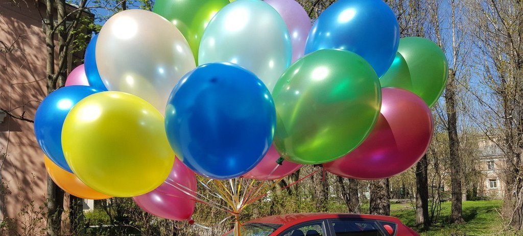 Kutlama ürünleri Sharovichkof, Saint‑Petersburg, foto