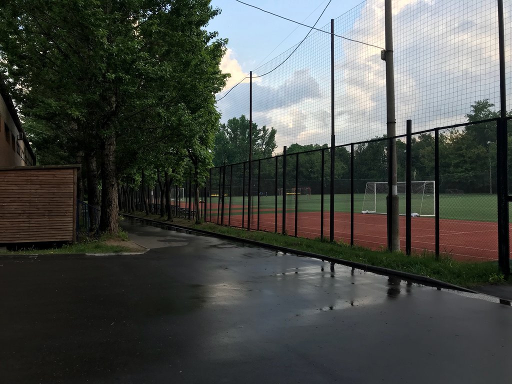 Spor alanı Футбольное поле, Moskova, foto
