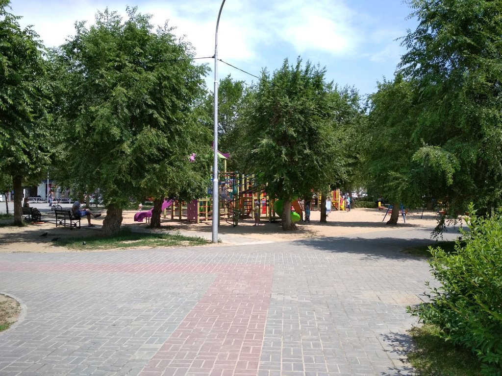 Oyun alanı Playground, Volgograd, foto