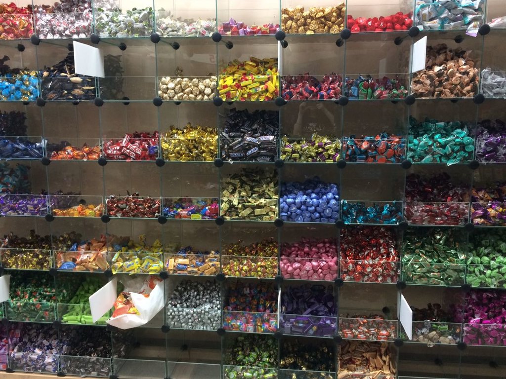 Süpermarket Конфетный супермаркет, Kamensk‑Şahtinski, foto