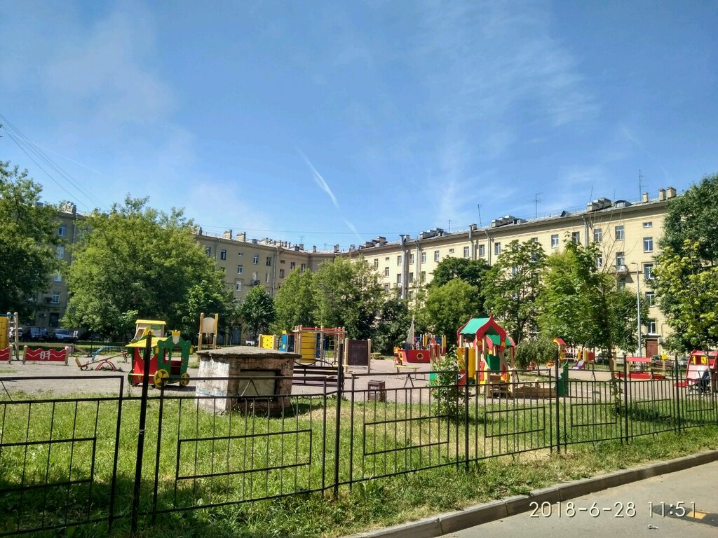 Oyun alanı Playground, Saint‑Petersburg, foto