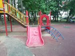 Playground (Moscow, Severniy Administrative Okrug, Khovrino District), oyun alanı  Moskova'dan